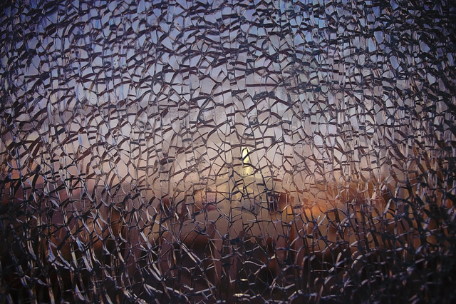 Elucidating complex glass structures with topology, wide-ranging ...