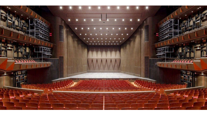 Kinki University and Osaka Institute of Technology volunteers hold ...