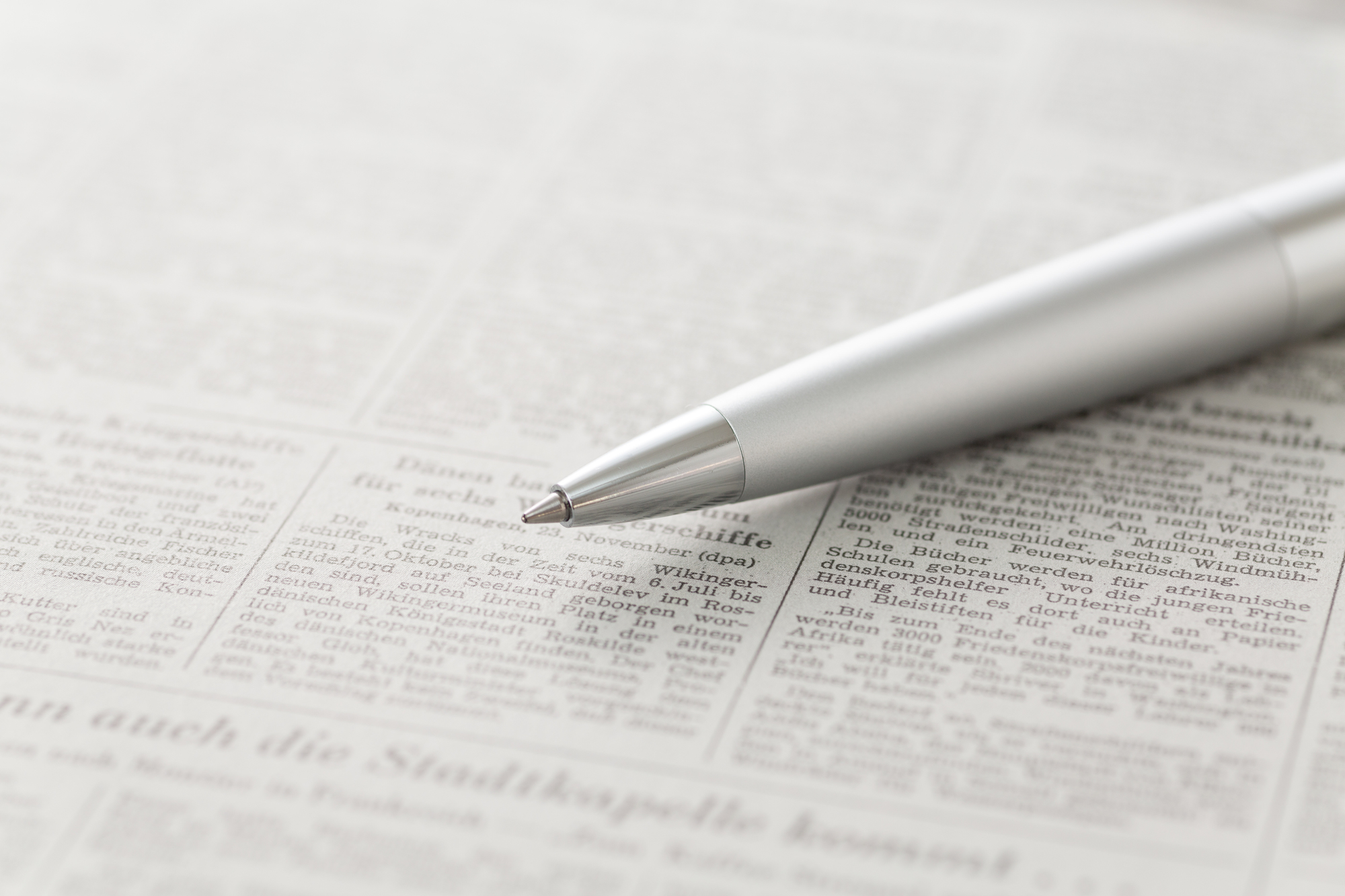 Kanda Foreign Language Institute, as of December 12, a total of 14 ...